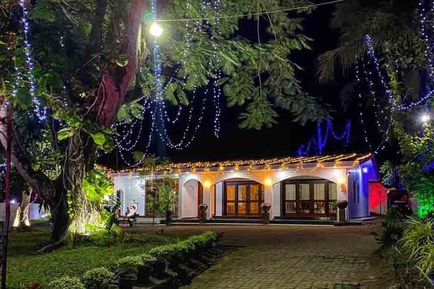 Lancashire Hotel Ragama -ragama restaurant -day outing hotel ragama ...